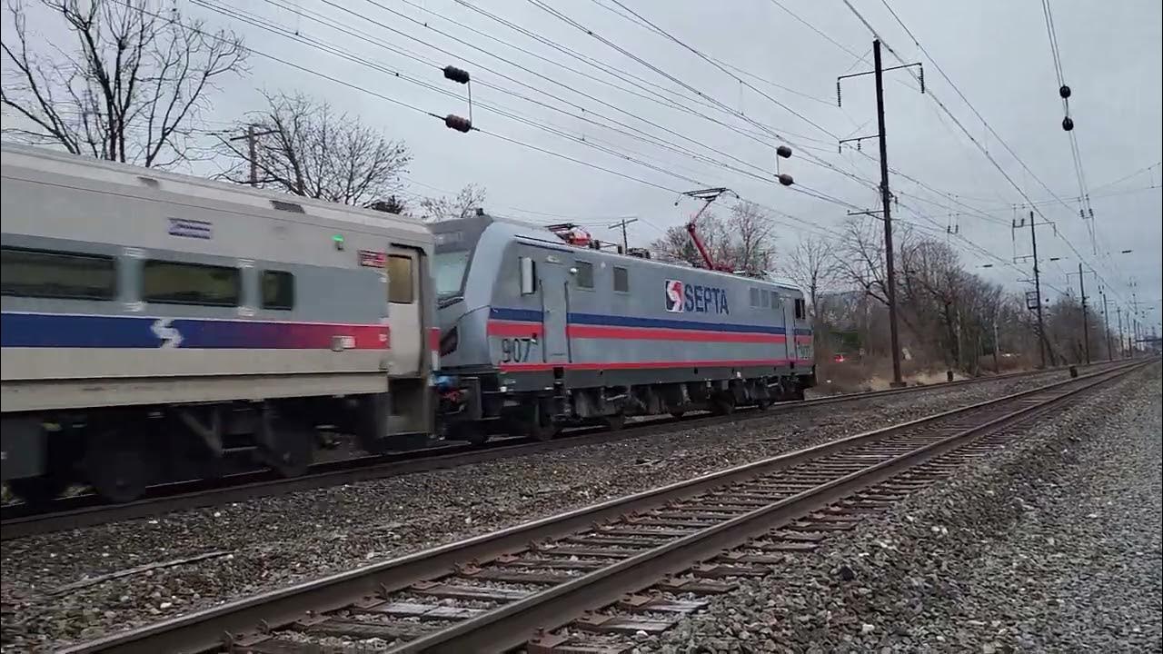 SEPTA Local between Paoli/Malvern (Amtrak Keystone Corridor) 7:53am Jan. 2024 - YouTube