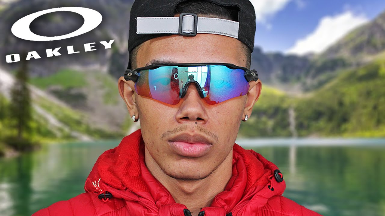 O PRIMEIRO ÓCULOS DA OAKLEY - YouTube