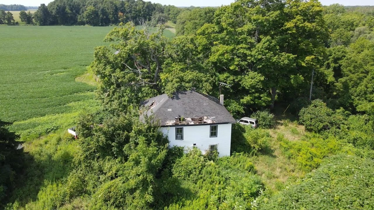 Inside the Abandoned Hideout of a Notorious Serial Killer - YouTube