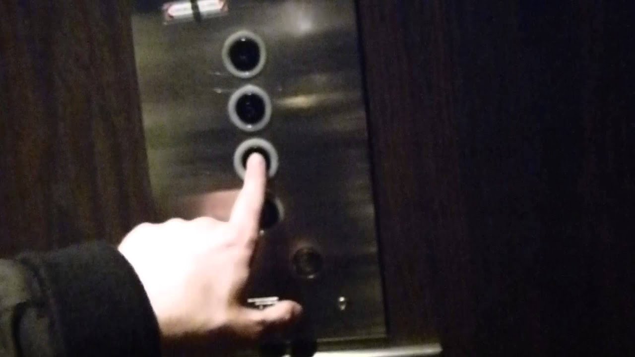 2 Vintage Dover elevators - Holiday Inn Peabody - YouTube