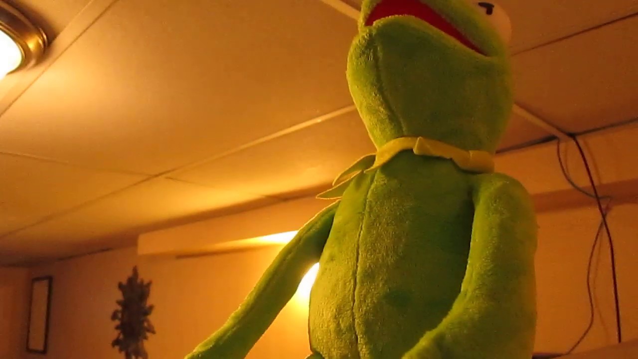 kermit gets pushed off of a ledge - YouTube