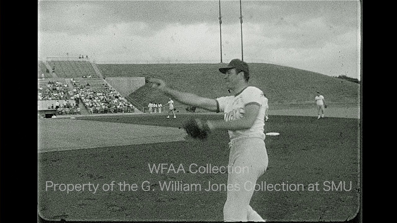 Dallas Cowboys Play An Exhibition Baseball Game - YouTube