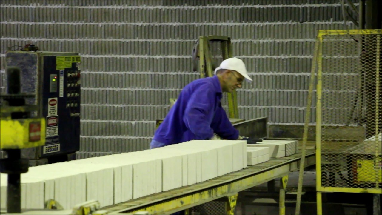 Used Besser V3-12J block plant with pallet size 26'' x 20.5'' - YouTube