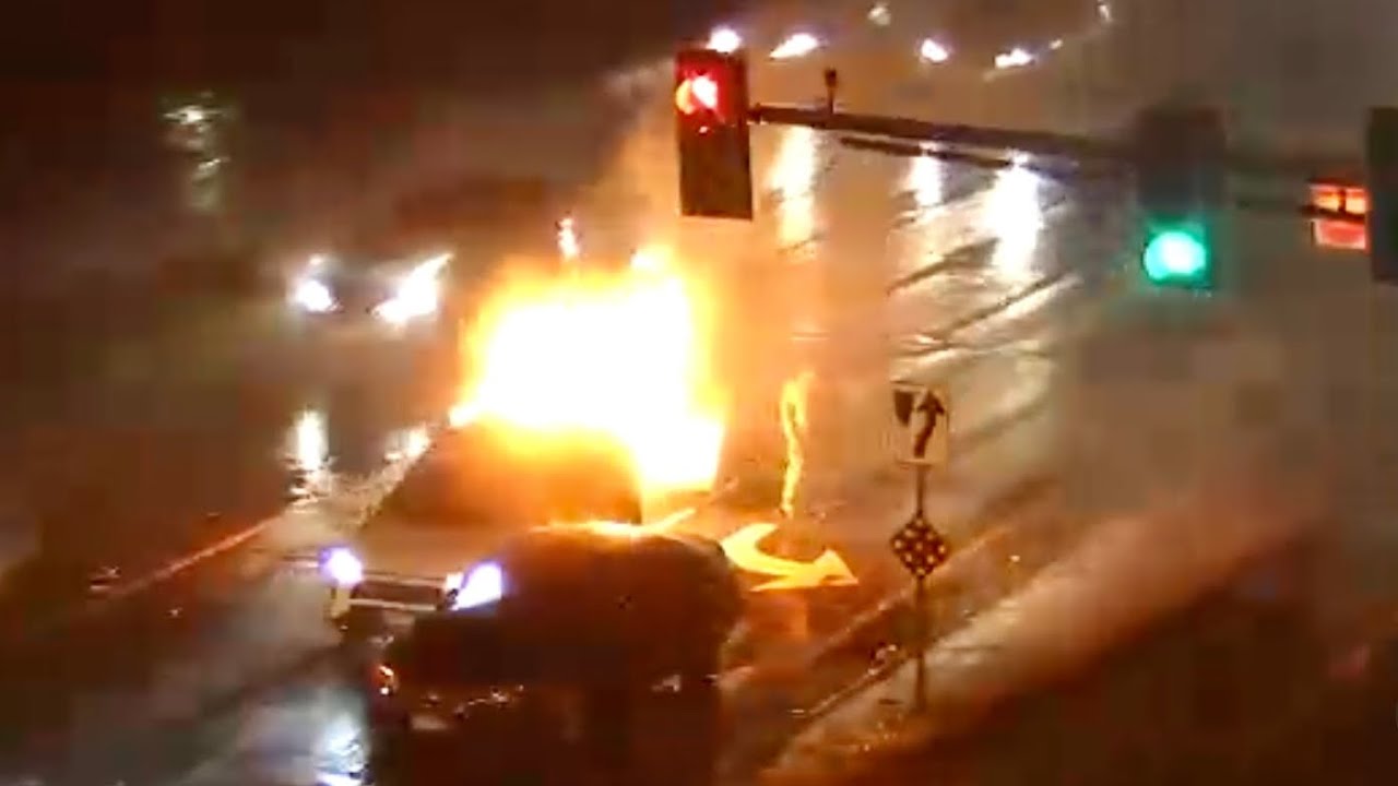 RAW: Full Video of Crash + Instant Car Fire (March 30, 2023 - YouTube