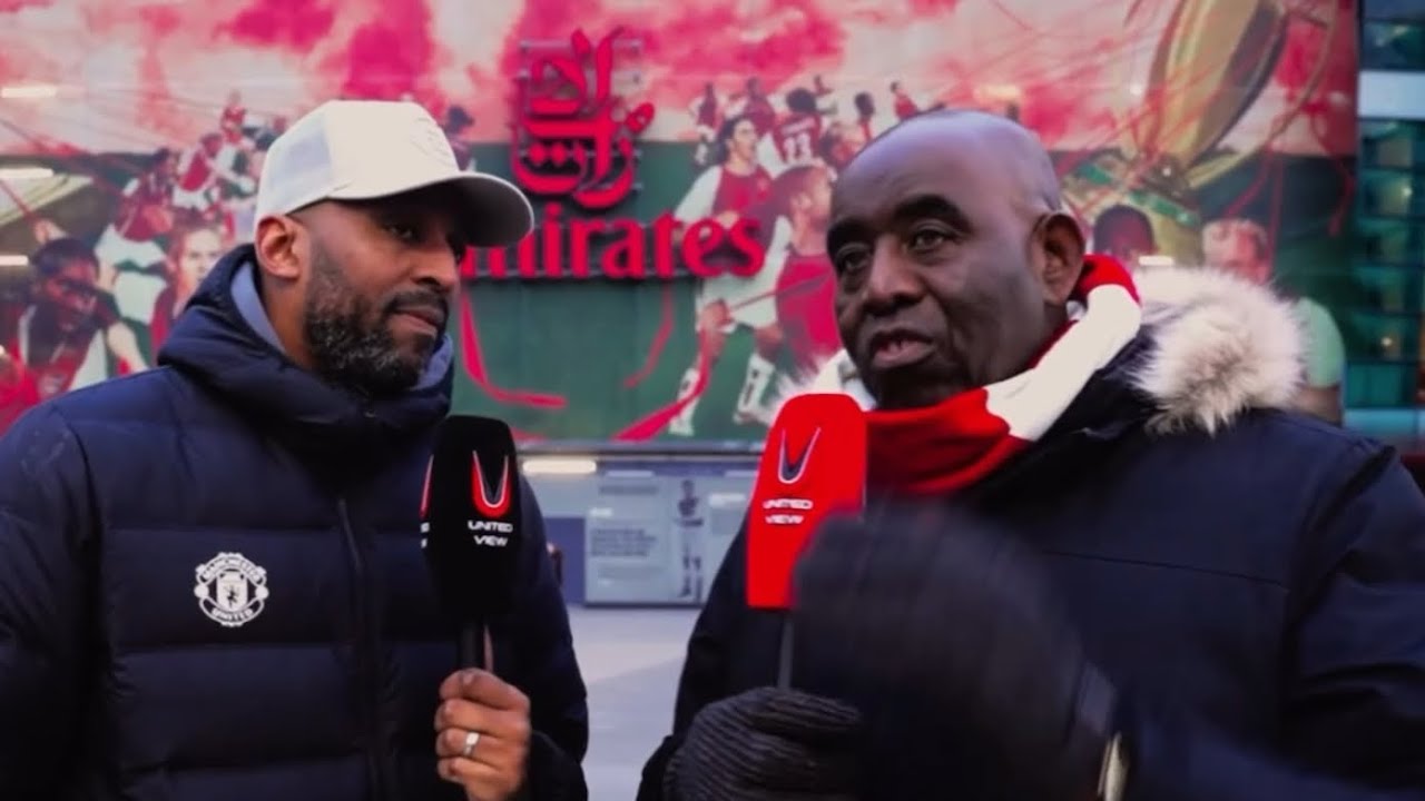 Robbie puts respect on Man United’s name - YouTube