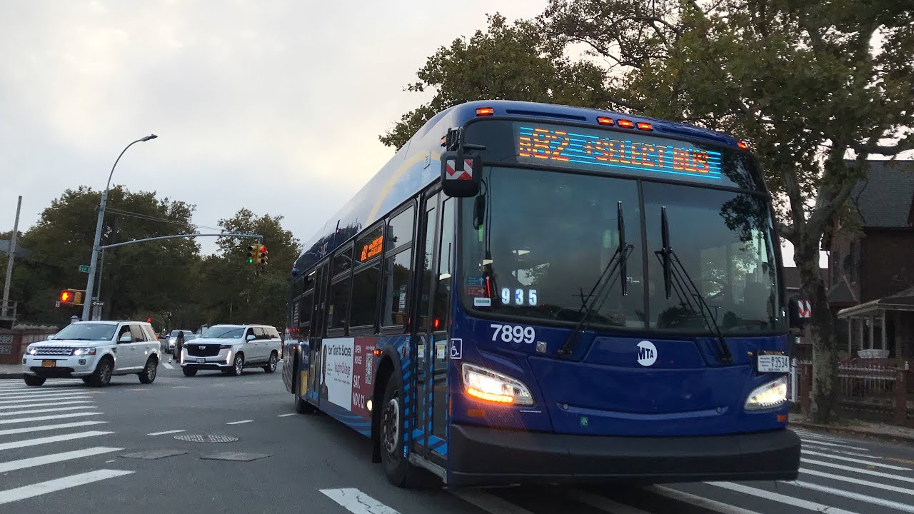 MTA NYCT | 2022 NFI “Xcelsior” XD40 [#7899] B82 SBS - YouTube