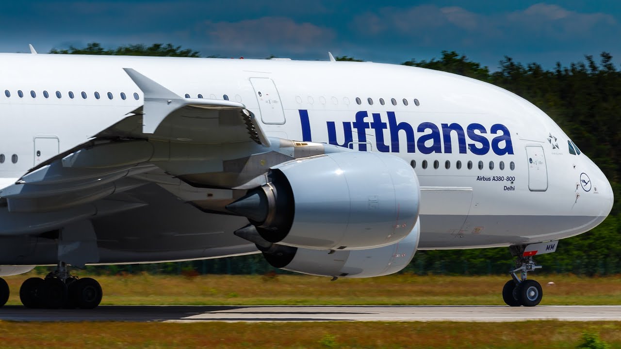 Plane Spotting CLOSE UP HEAVY A380 Take Off at BOSTON AIRPORT[BOS ...