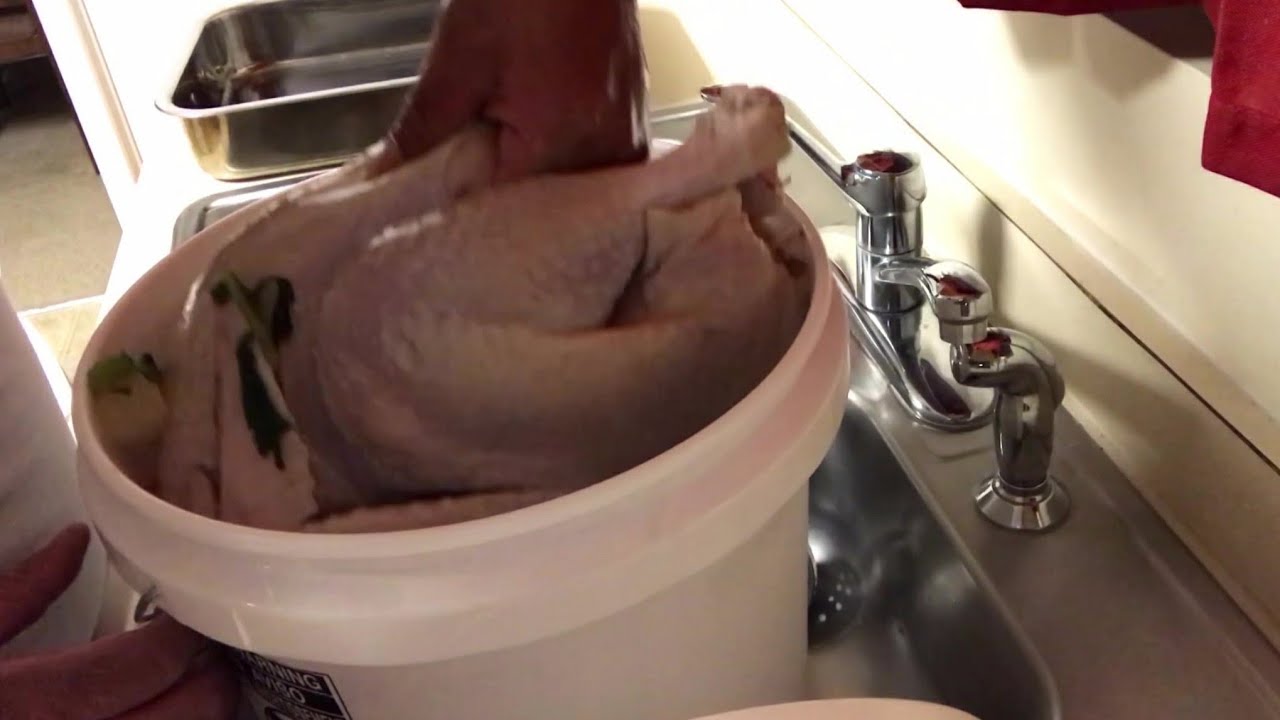 How To Brine And Defrost A Turkey In 2 Days Youtube