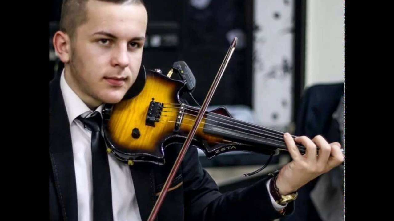 Ionut Trifoi si Leonard Negrea - hori lautaresti - YouTube