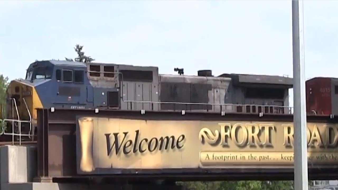 CN Train Spotting HD: BCRAIL 4615 & GECX 9151 Departs M304 On The Vegreville Sub 1/10 6/23/18 ...