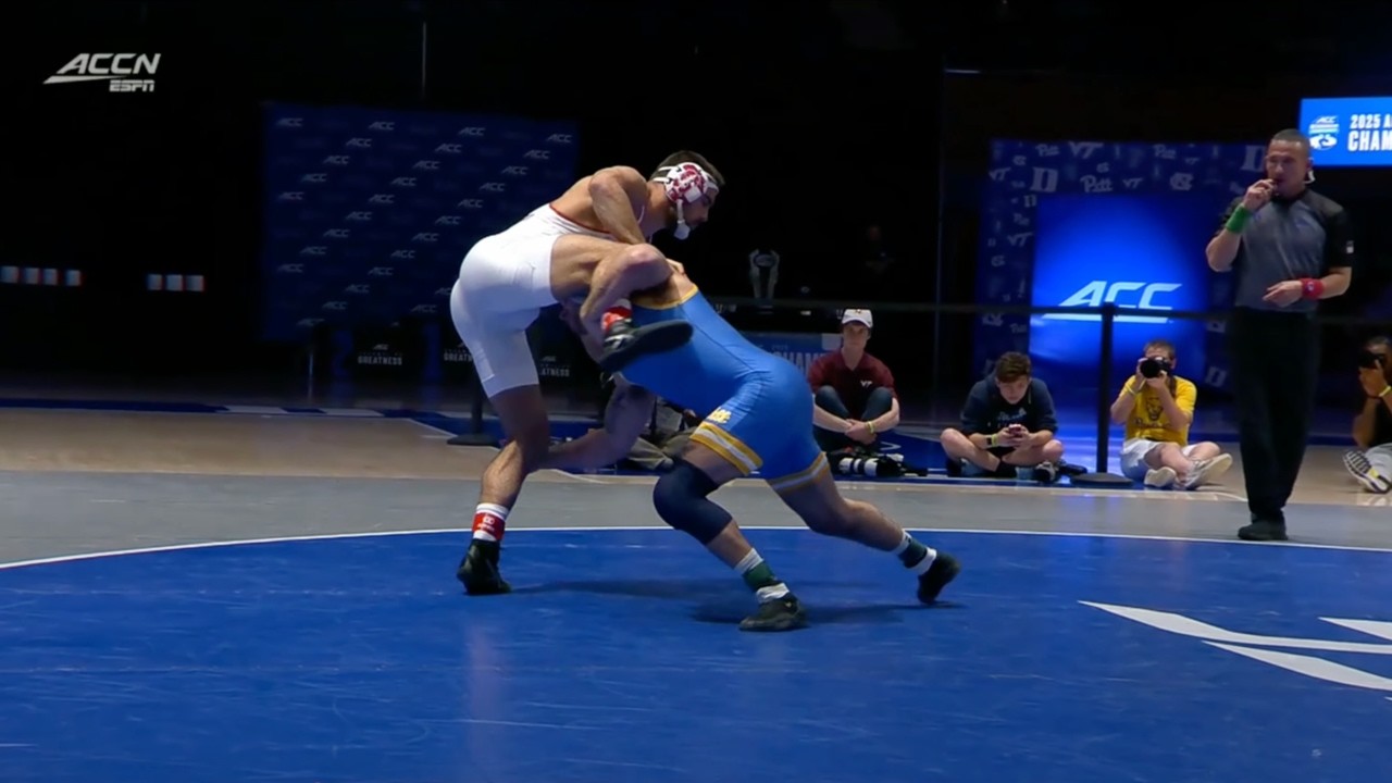 197lbs Mac Stout (Pitt) vs Nick Stemmet (Stanford) - YouTube