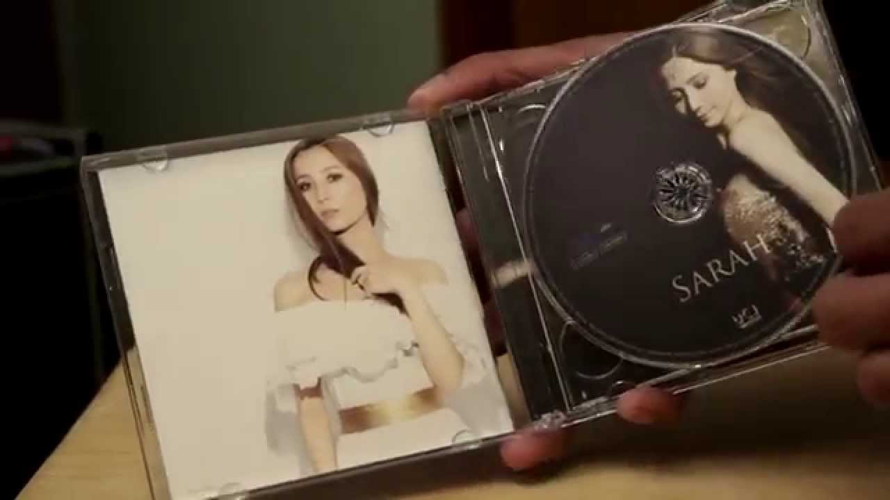 Unboxing: Sarah Alainn - SARAH Album - YouTube