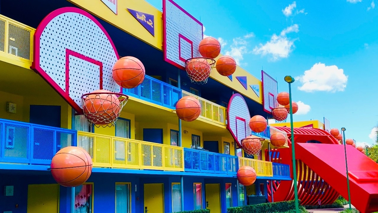 Disney's CHEAPEST Resort? ALL-STAR Sports Tour & Review (2024) - YouTube