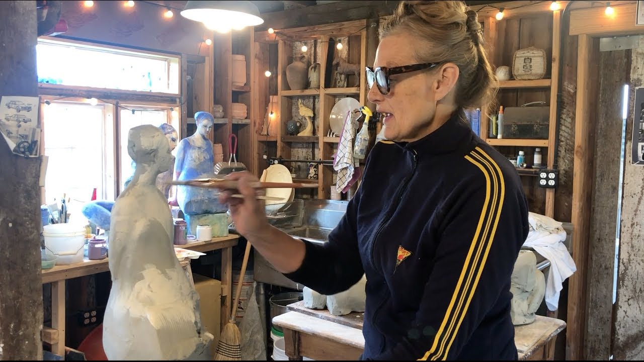 Michelle Gregor, sculptor - YouTube
