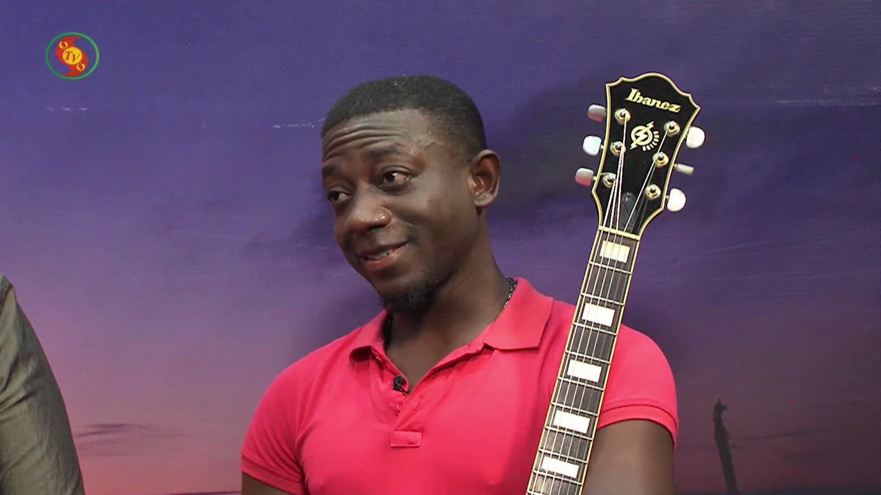 Mmanten Taki 12 juli 2019 Helianthe Redan en Jason Eduwaiti, Pink ...