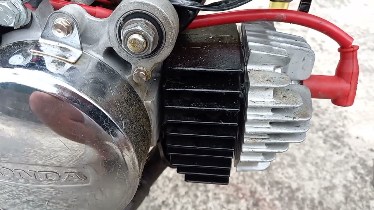 honda camino,athena,hpi,dell'orto,polini,machine de guerre. - YouTube