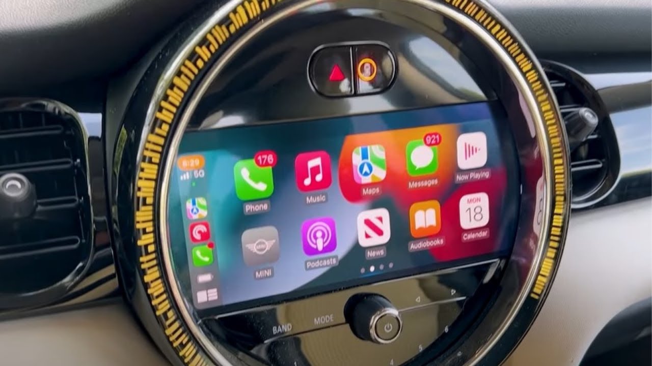 2022 Mini Cooper SE - Infotainment Review - YouTube