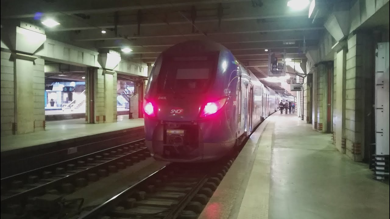 TER Centre-Val de Loire (REMI) Gazeran - Paris-Montparnasse Regio 2N ...