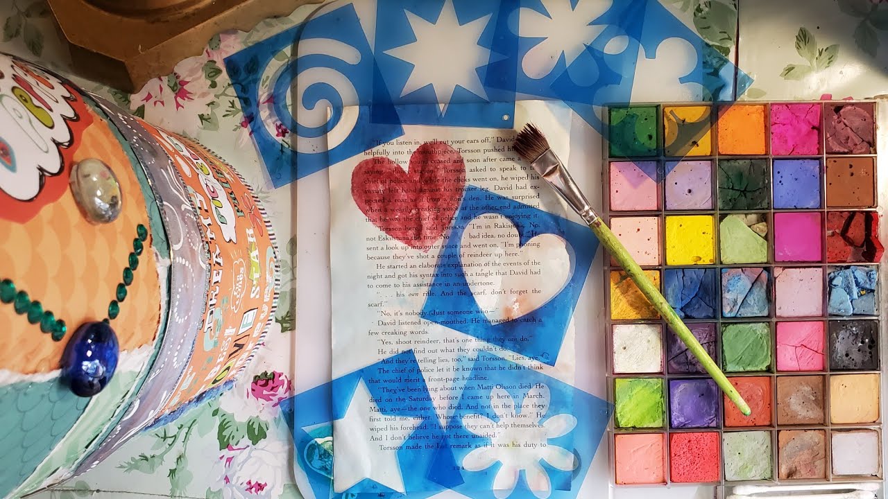 Stamped Papers Using Color Chalk & Stencils - YouTube