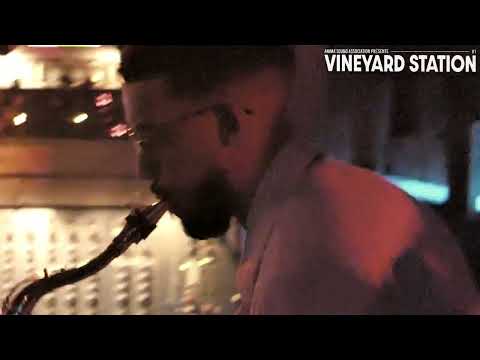 VINEYARD STATION #1 | MOA ANBESSA ② FT. 🎷 EL MADA SAX / JAH CHALICE SOUND SYSTEM