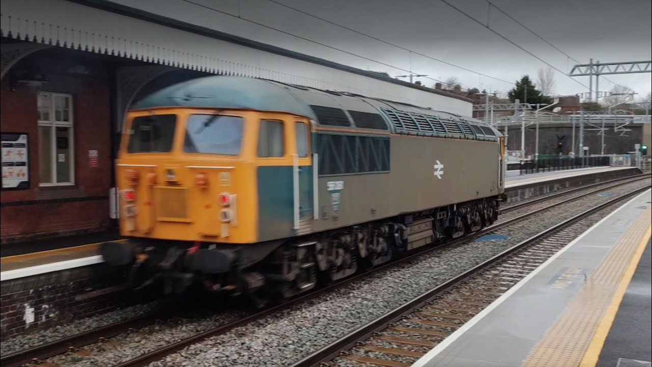 56081 Goes for a clean ready the Class 56 Farewell tour this weekend 10 ...