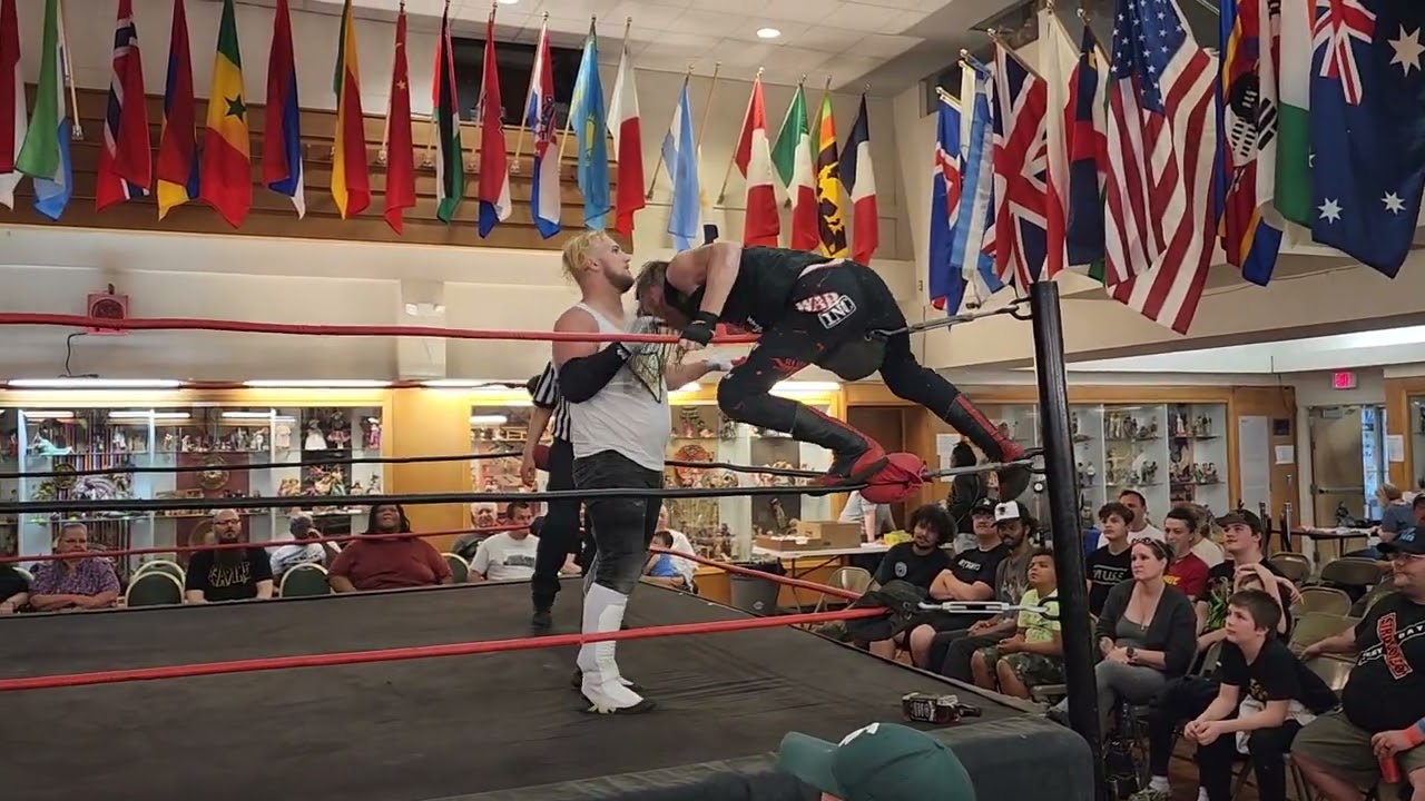 Billy Ray Daniels vs TJ Meyer XICW 6/4/2022 - YouTube