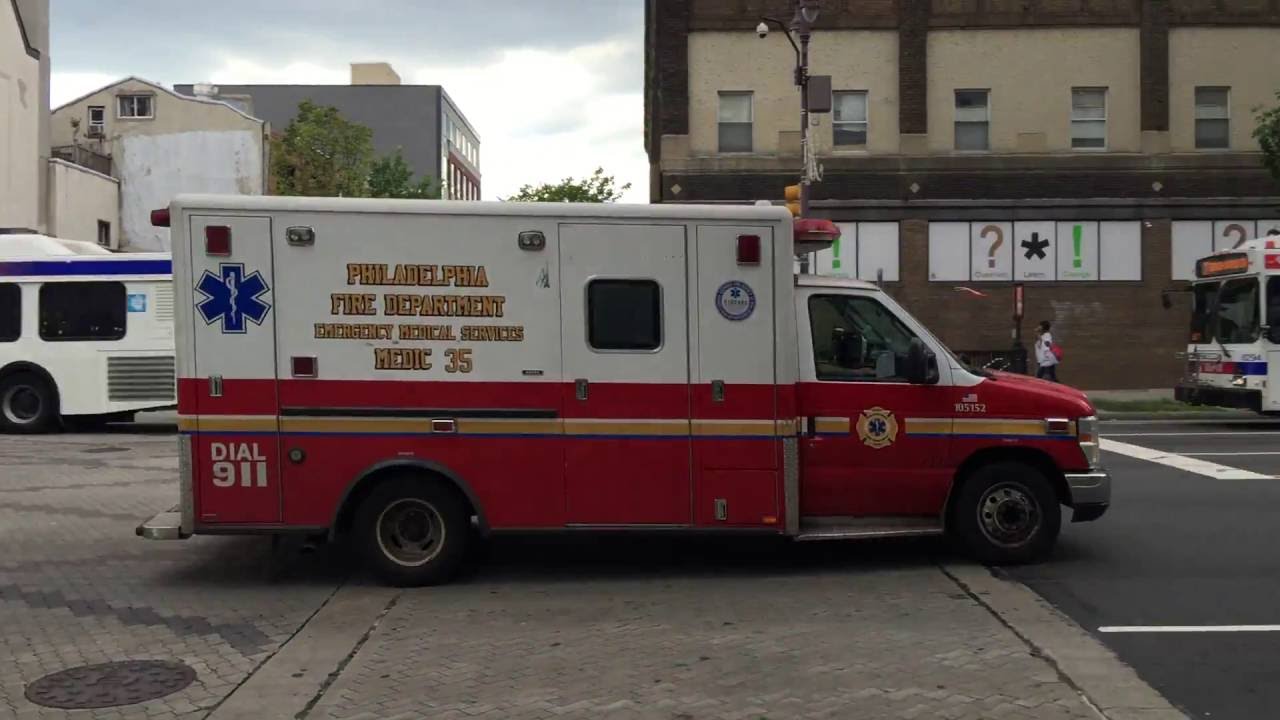 PHILADELPHIA FIRE DEPARTMENT EMS MEDIC 35 RESPONDING ON BROAD STREET IN ...