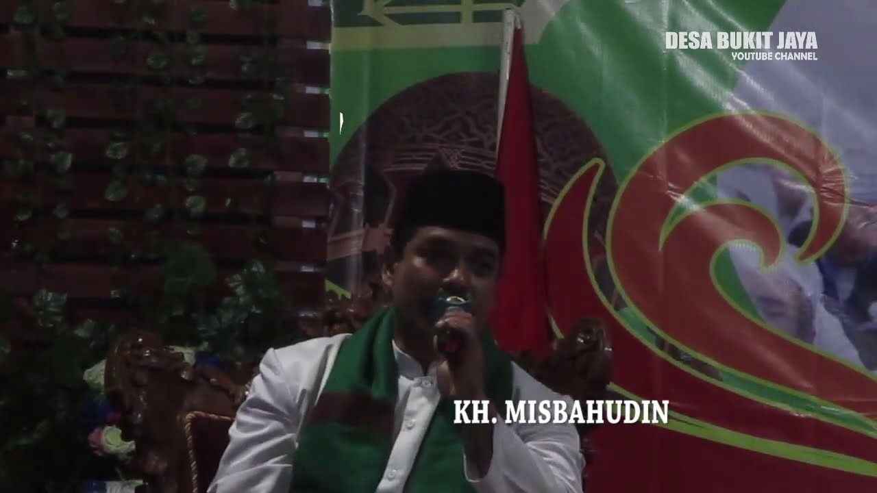 KH. Misbahudin dan Ustadz Rahmat Baequni satu panggung di TB Bambu ...