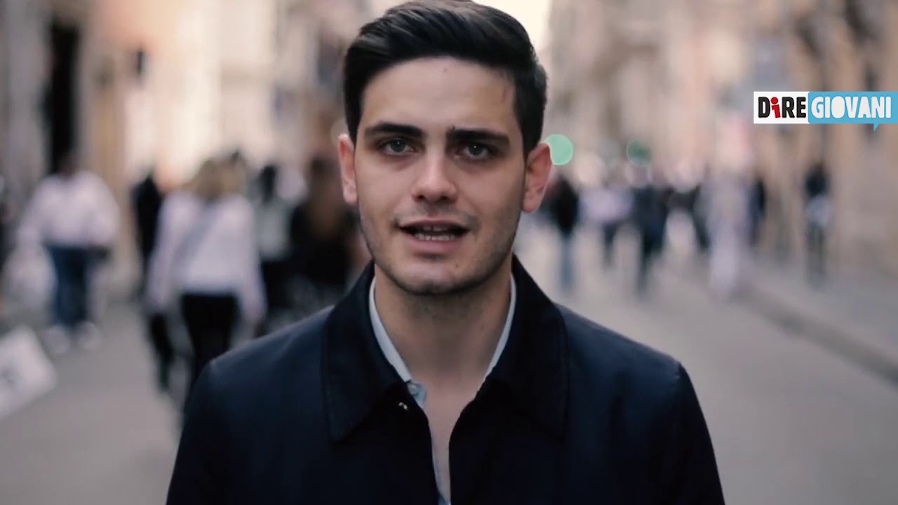 Réclame, Marco Fiore racconta il primo disco "Voci di corridoio" - YouTube