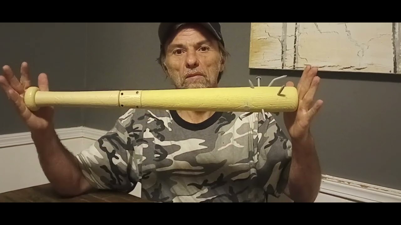 Review adventure Force stranger things babysitter bat - YouTube