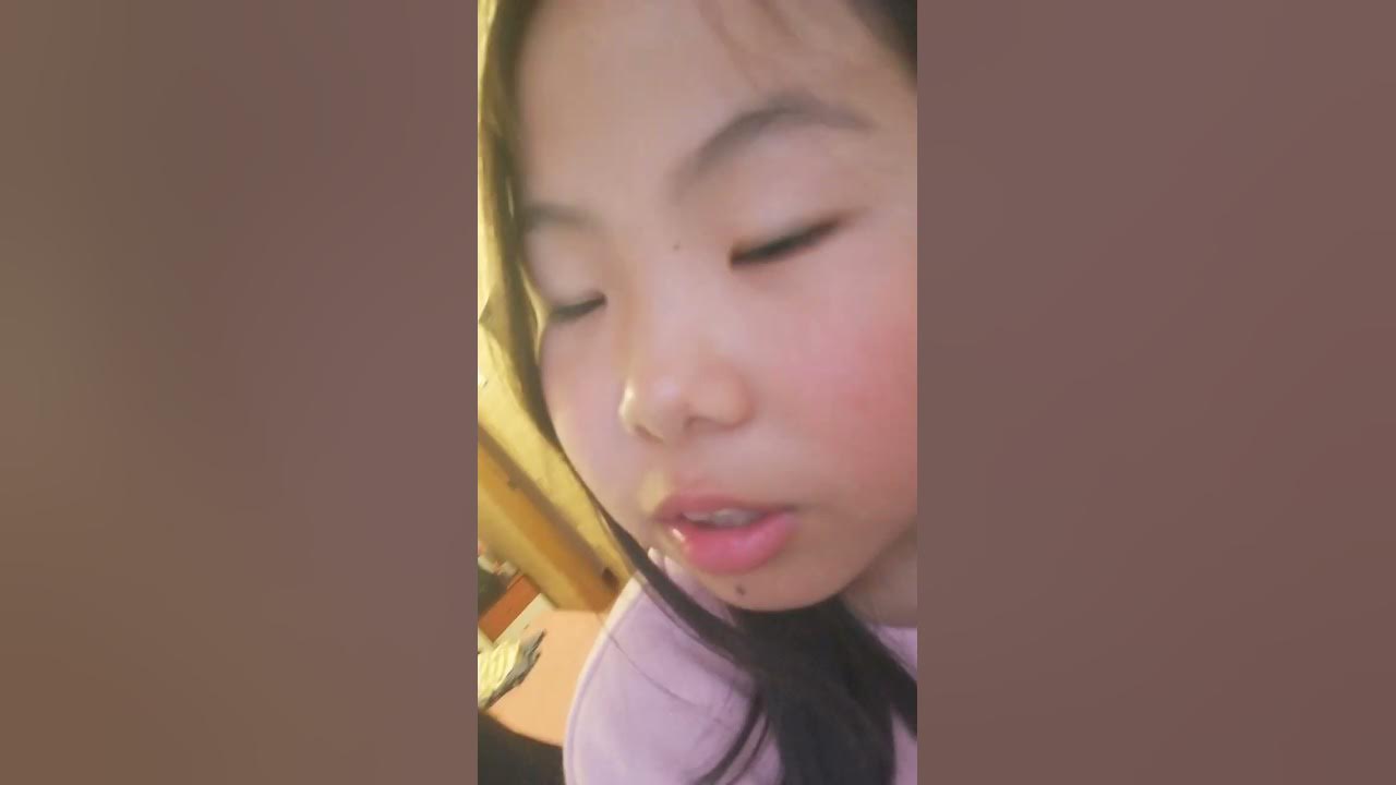 Uchko гэртээ харьсан нь ☹️ би одоо айж бна нэгж бхгү болохоор юу хийх ...
