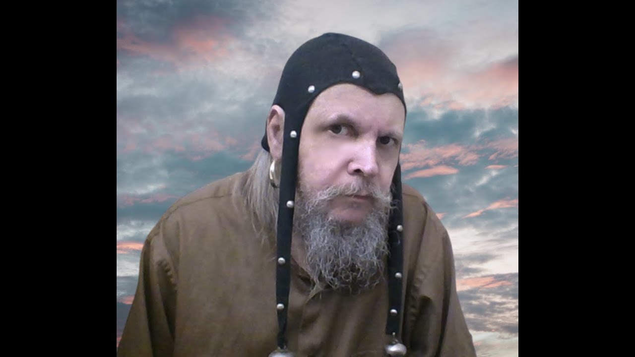 New Medieval Biggins/Goblin's Cap - YouTube