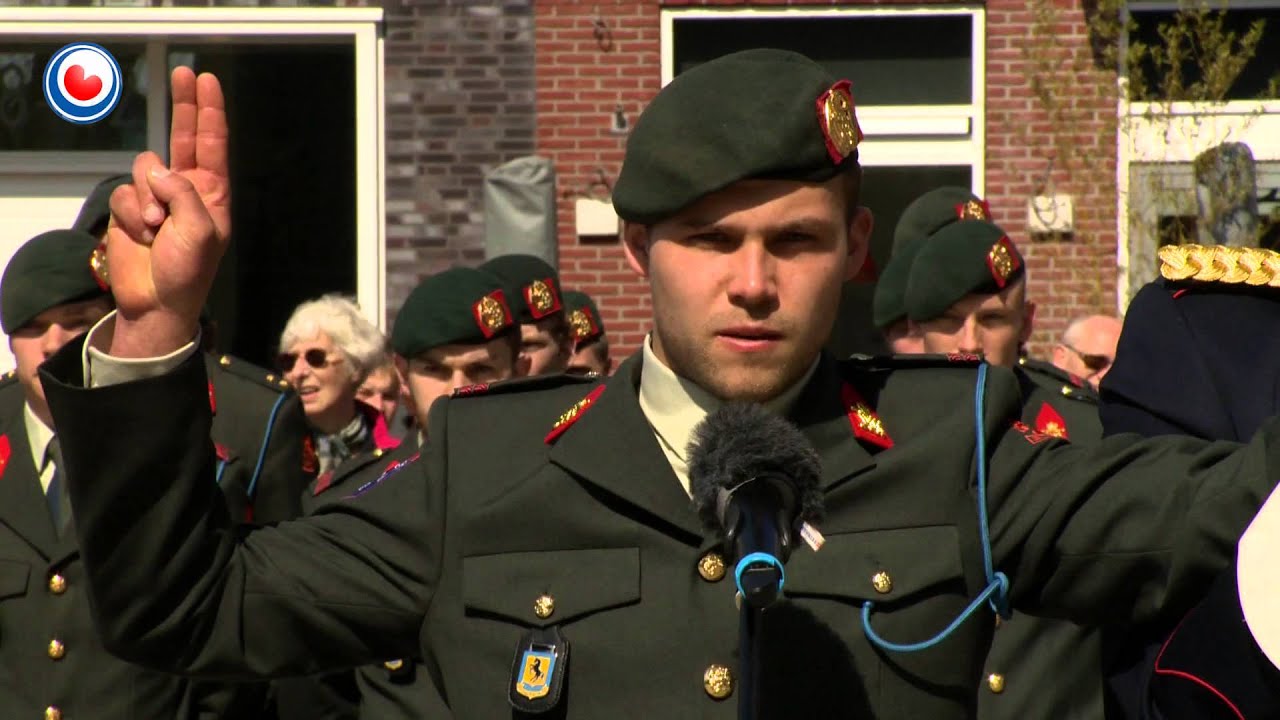 Fries bataljon Johan Willem Friso marcheert door Leeuwarden - YouTube