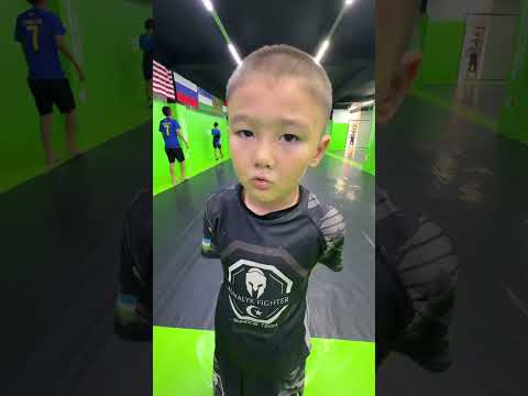 I resolved the disagreement between the children. #ufc #mma