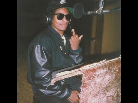 EAZY E Had A Line Of HEADPHONES Before DR DRE BEATS - YouTube