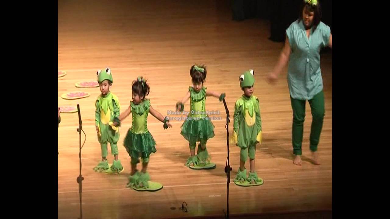 Cute Frog Performance 2011 - YouTube