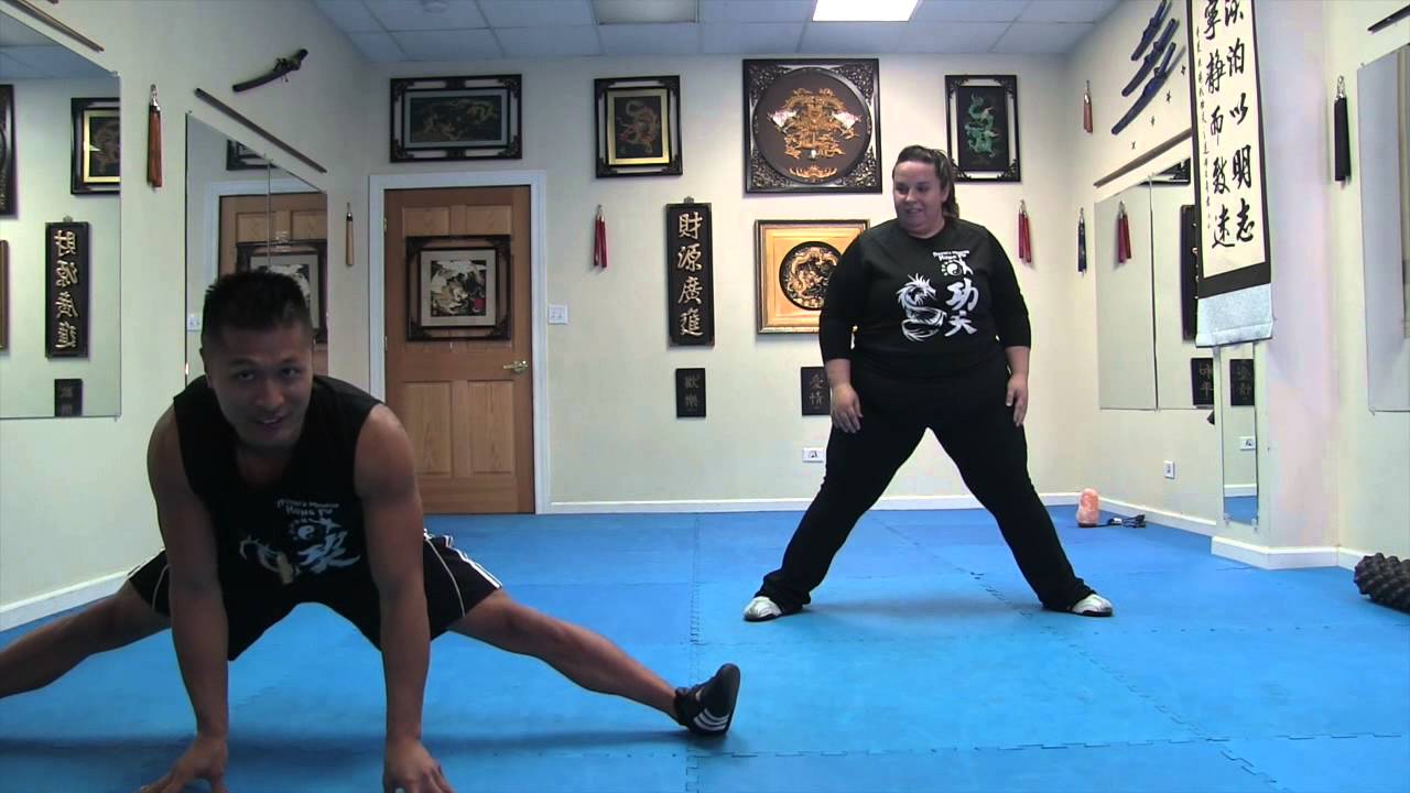 Middle Splits Training for Beginners - YouTube