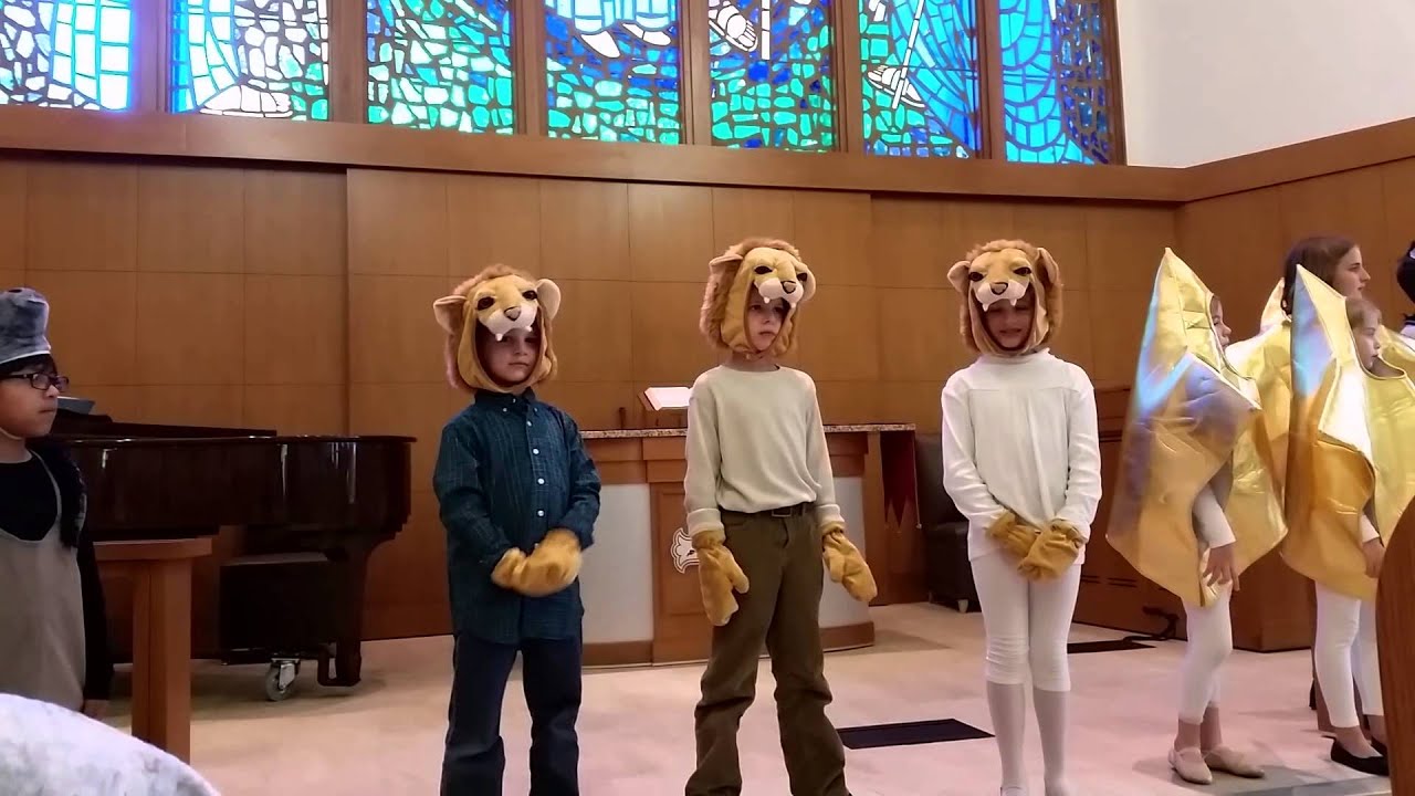 Three Wee Kings Musical: Camel Song & Lion Song - YouTube