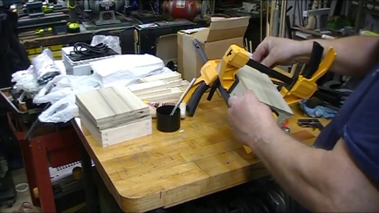 Finger Joint Wood Box Build - YouTube