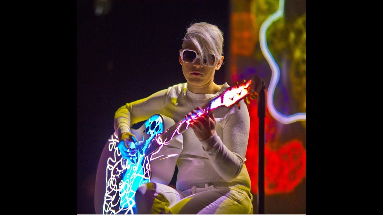 Kaki King | Go Viral 2018 - YouTube