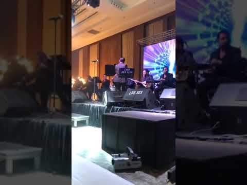 YAZIN YAĞAR KAR BAŞIMA - LATİF DOĞAN CANLI PERFORMANS