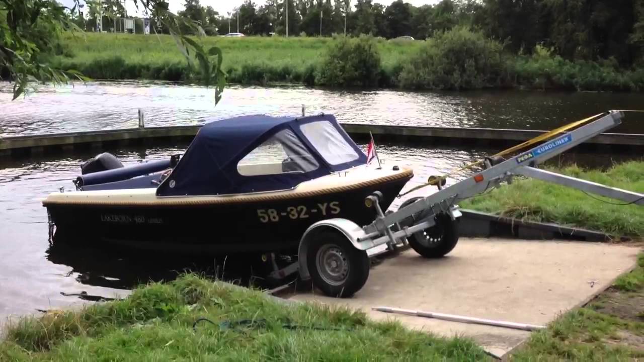 Traileren met de kanteltrailer - YouTube
