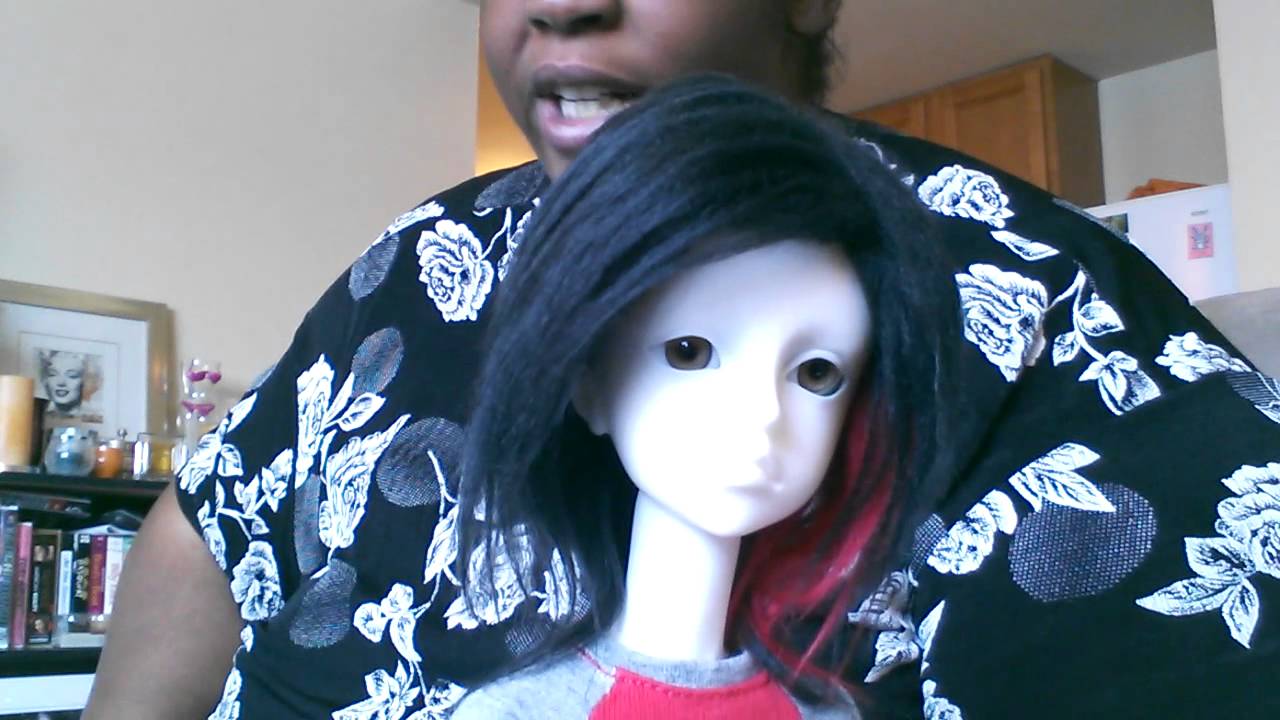 Quick and Crappy Intro of New Dolls - YouTube