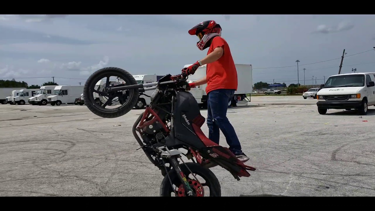CBR300 Stunt Riding - YouTube
