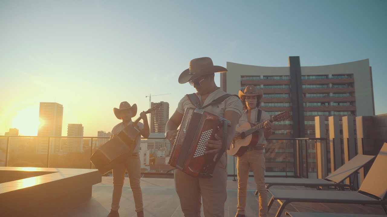 Te voy a olvidar - Los Charritos - YouTube