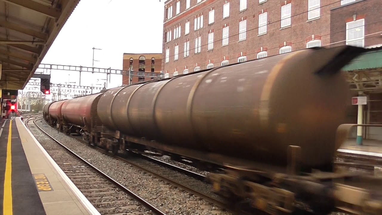 DB Cargo UK Class 60 no: 60066 @ Newport {6B13} 25/02/2020. - YouTube