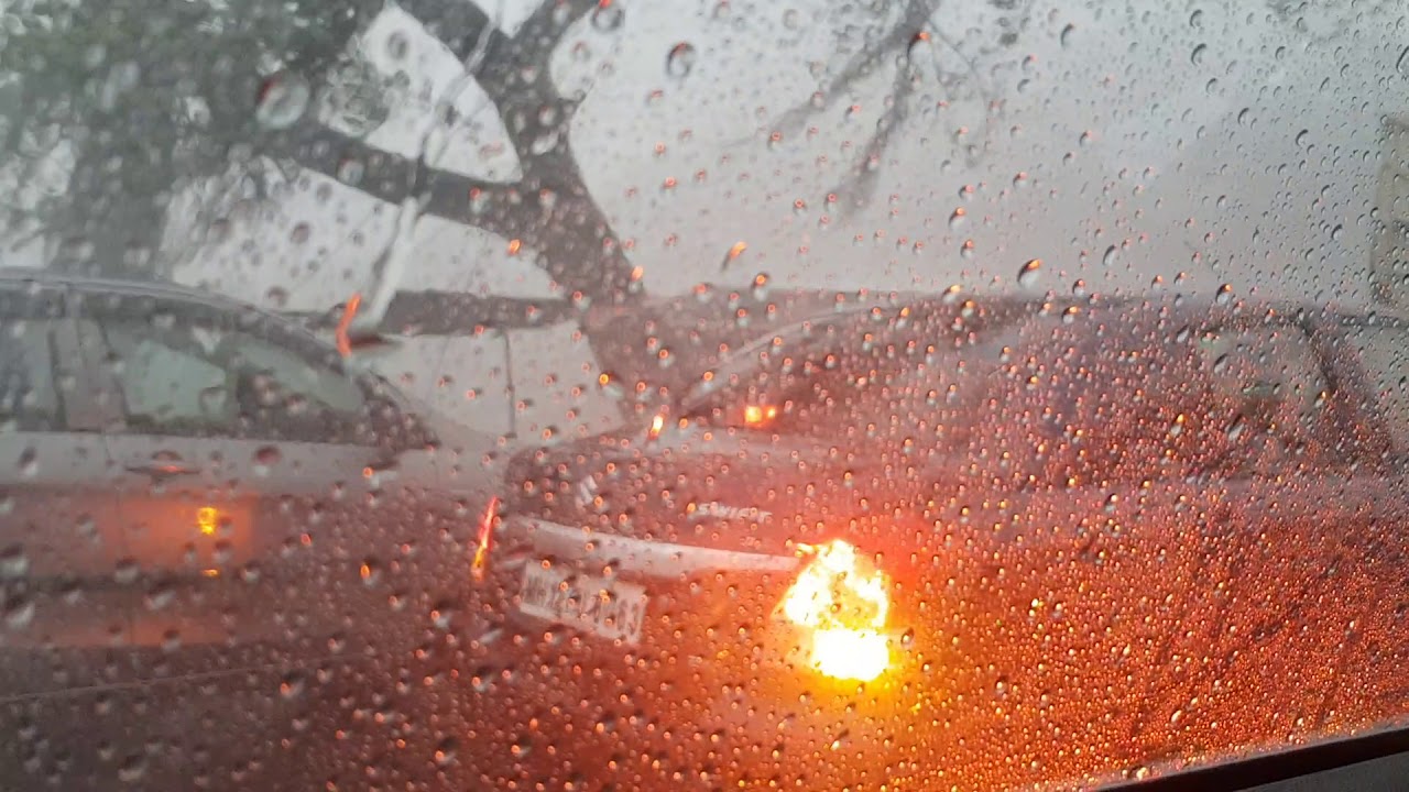 Traffic stopped due to zero visibility & Thunderstorms| Heavy Rain in ...