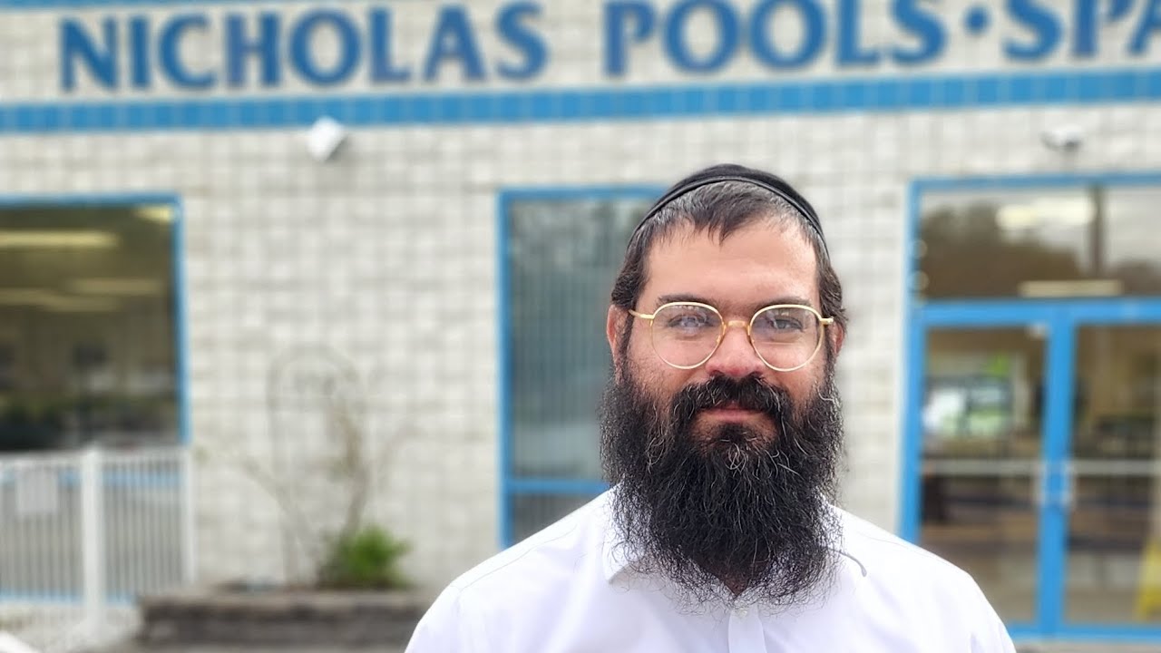 Expert Pool Building and Maintenance Services with Nisi Gelbwachs owner ...