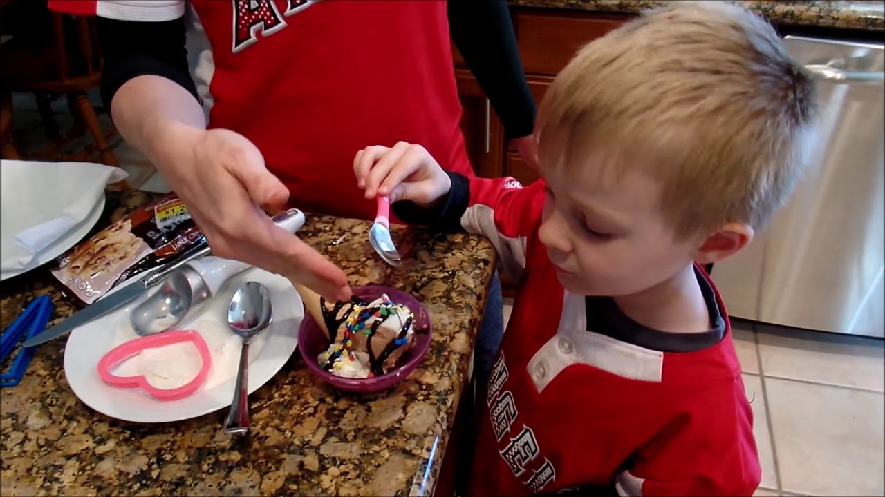 Our Family Baking Challenge - YouTube