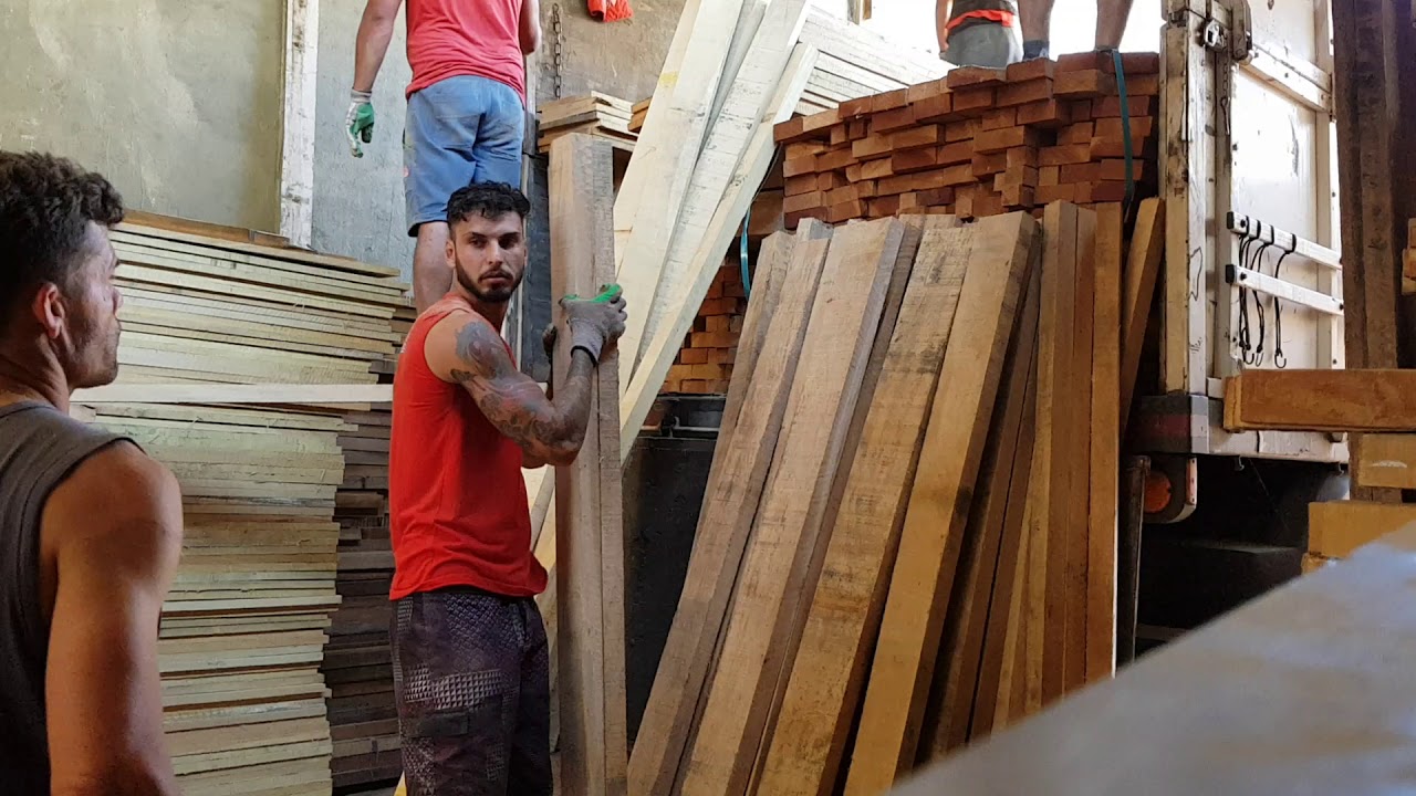 Sessão de descarregamento de madeira - YouTube